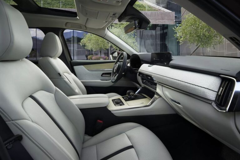 CX-80 vs CX-8 価格 仕様 徹底比較してみた あなたにぴったりのマツダSUVは？ 進化点と魅力を徹底解説| 最新自動車情報