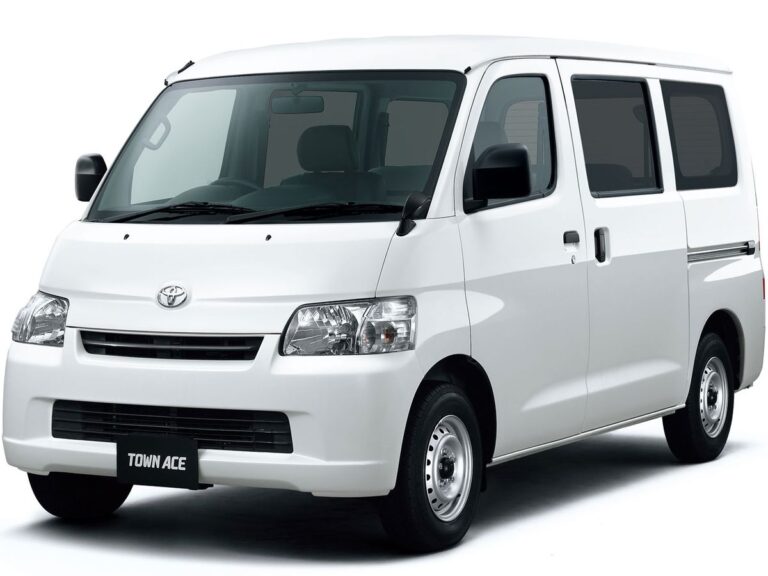 トヨタ 新型「タウンエース」が2025年6月16日復活！生産再開で法規対応と価格改定を経て新登場！商用車の新たな選択肢に迫る| 最新自動車情報